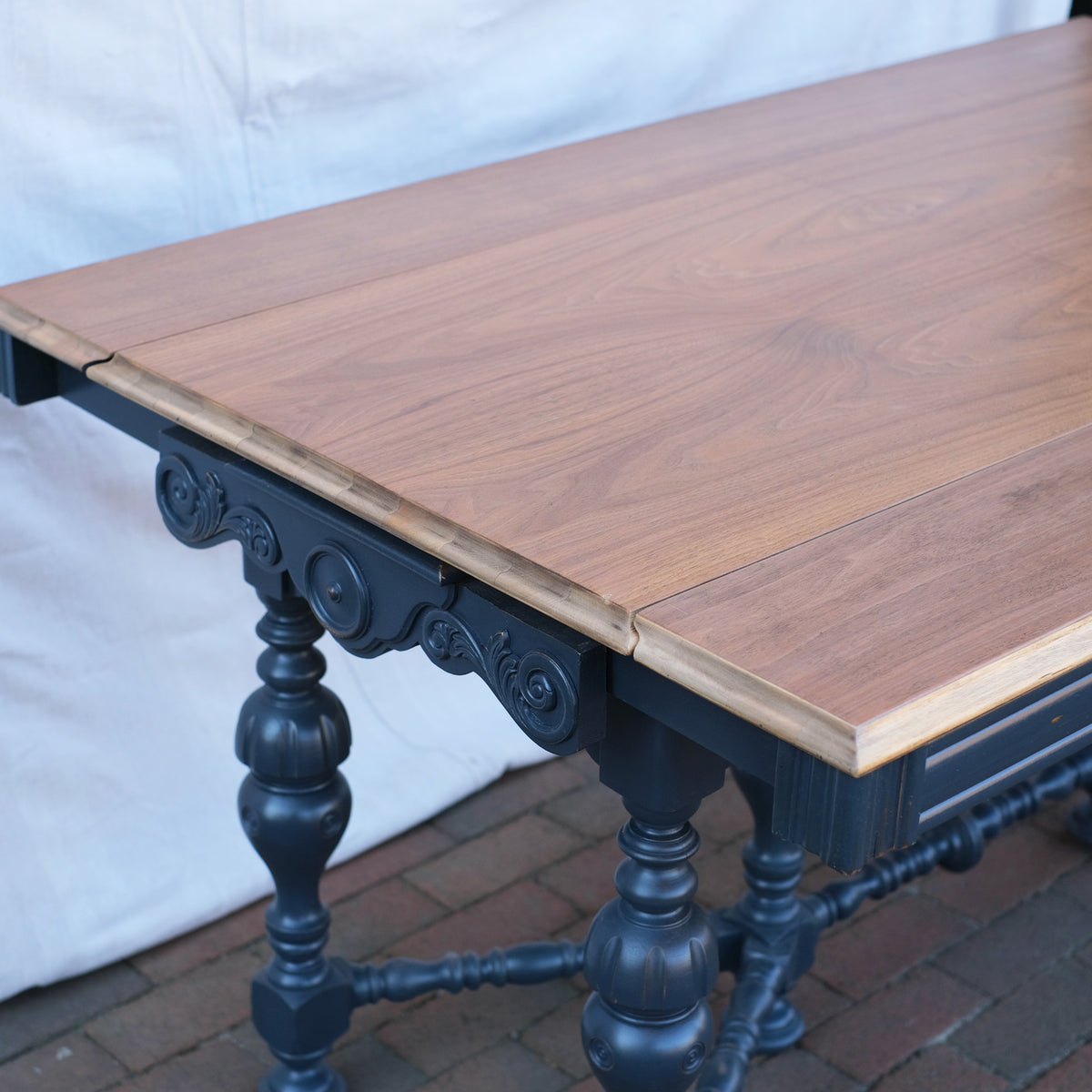 Inkwell Hidden Leaf Table – Walnut & Wool